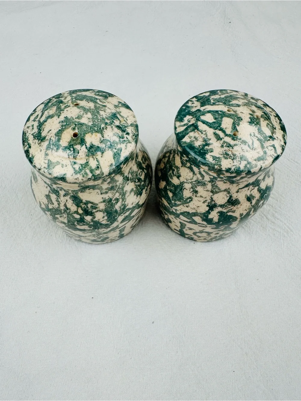 Source Unknown | Kitchen | Vintage Green Spongeware Salt Pepper Shakers ...